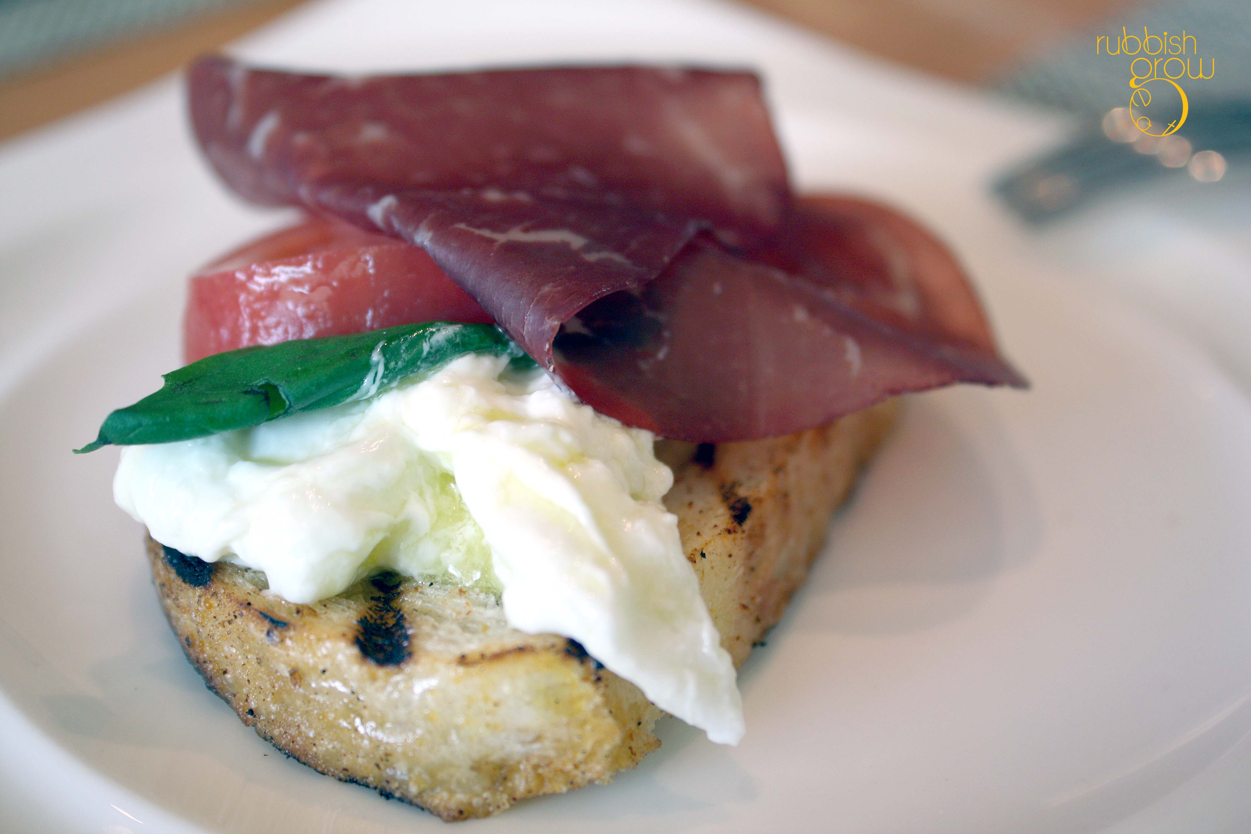 Osia, Resorts World Sentosa – Rubbish Eat Rubbish Grow