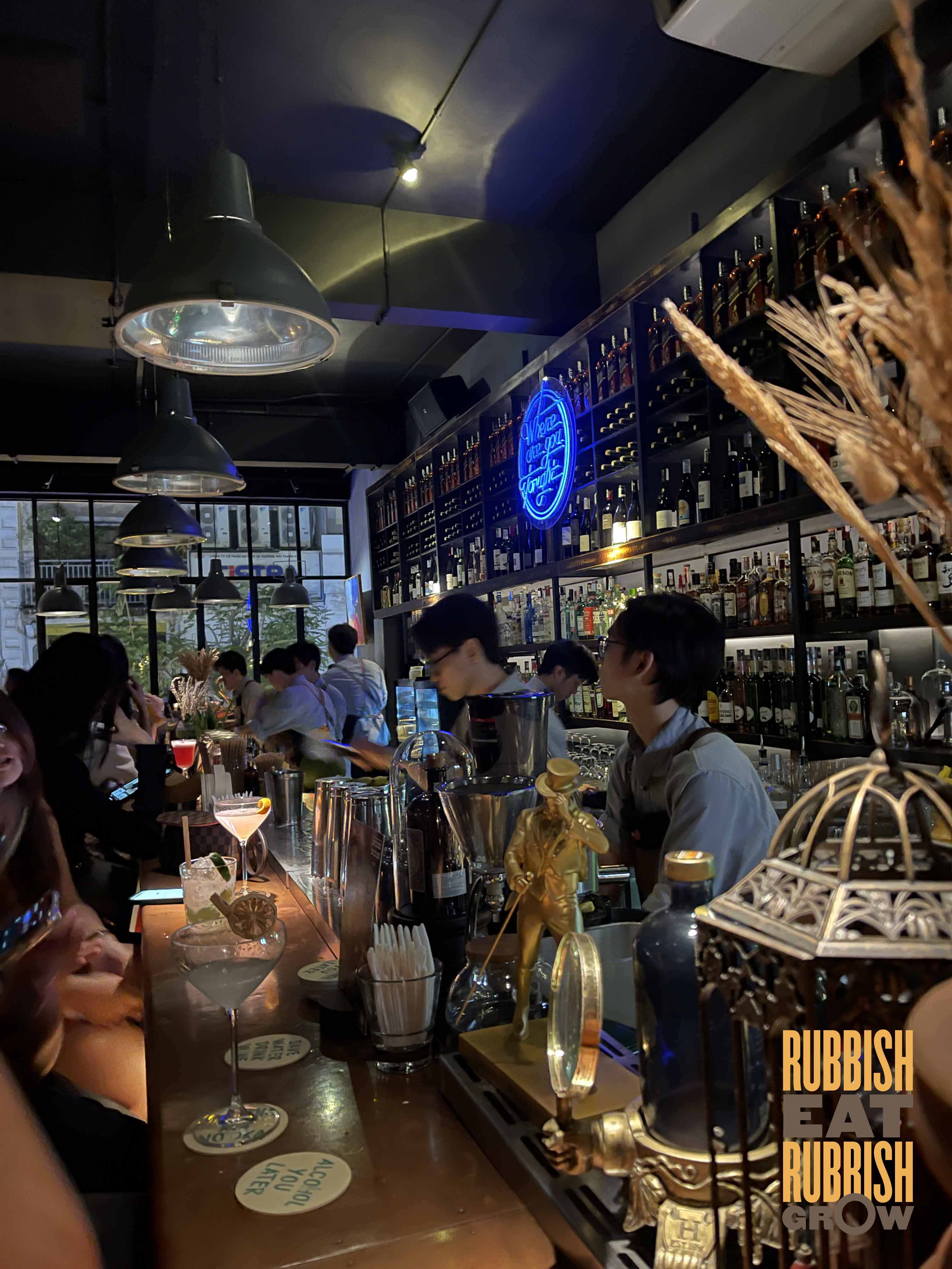 What to Eat in Ho Chi Minh City (Saigon): Street food, bars, and ...